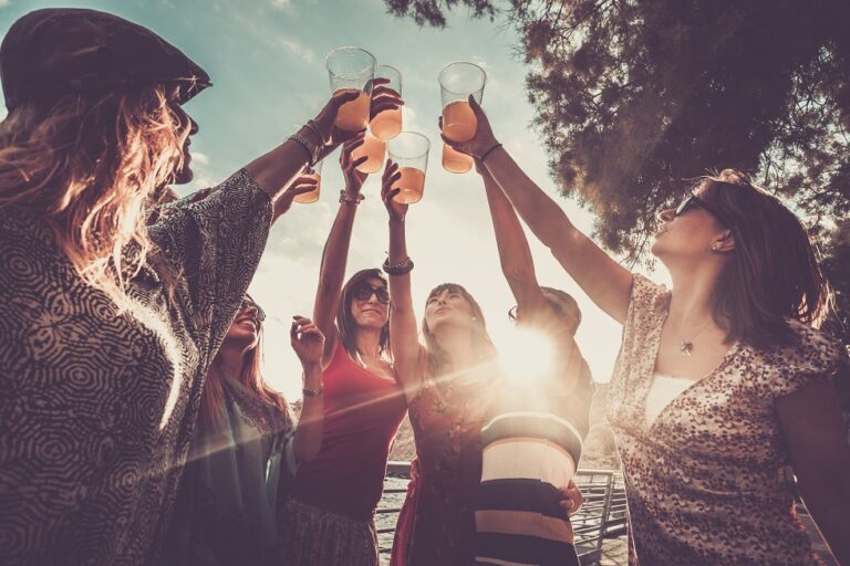 10 virtual team celebration ideas that your team will love ...